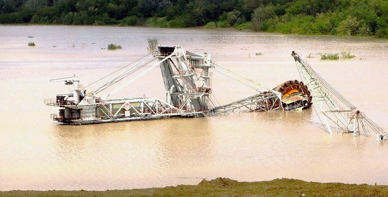 03 Mine Water Management - Australian Water School